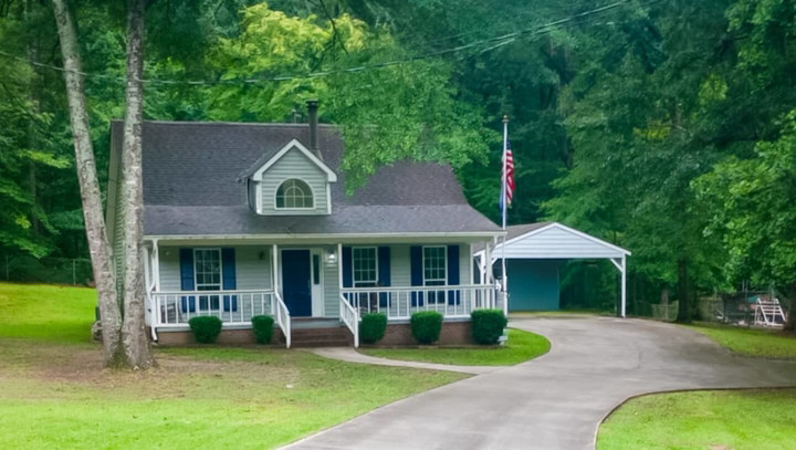 Mac's Manor-close To 17 Springs & Rtj- Clean&cozy - Millbrook, AL