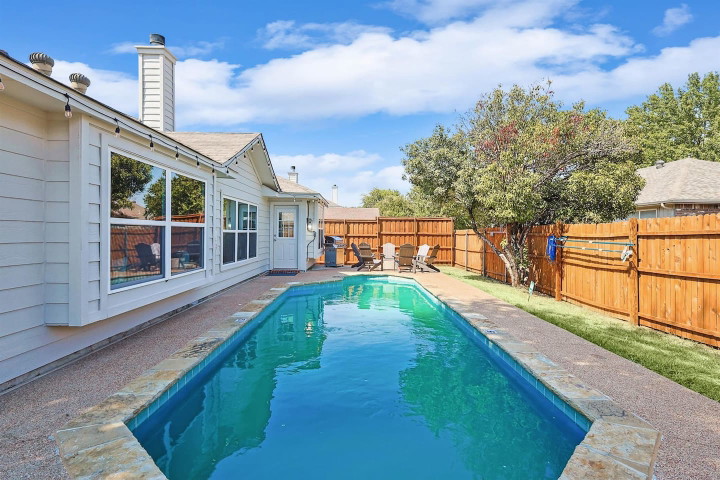 4bd,2ba Saginaw Sanctuary - Pool, Firepit, Laundry - Fort Worth, TX