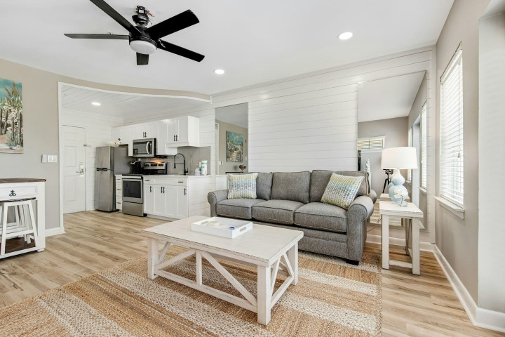 Cute Condo Just Steps To The Gulf With Community P - Santa Rosa Beach, FL