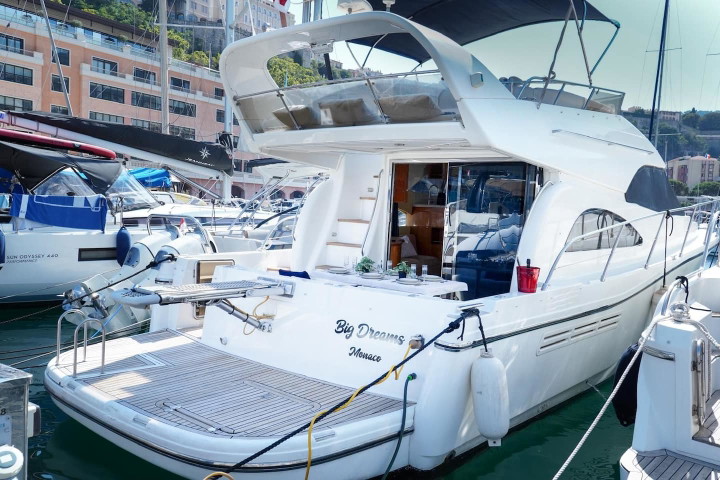 Yacht Stay In Monaco Harbour - Monaco