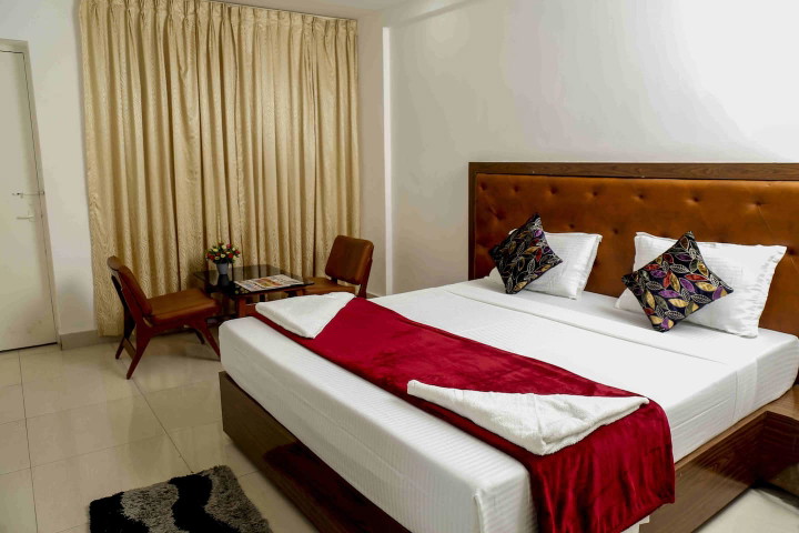 Amaravathi Hotel, Brodipet, Guntur - Guntur
