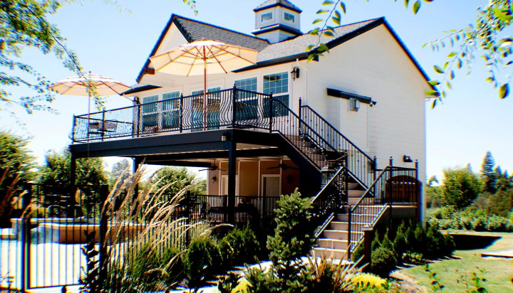Cottage Pool House | Balcony & Pool Access - Auburn, CA