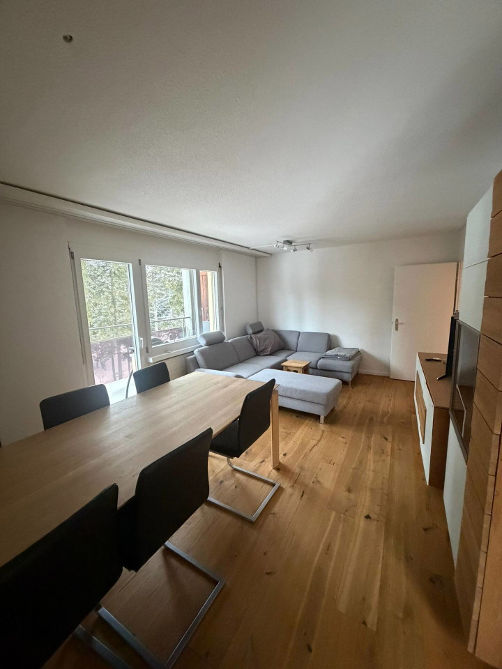 Wunderschöne 3 Zimmerwohnung Zentral Gelegen - Arosa