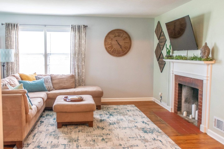 Charming 2-bedroom Home On Greenwood Bike Trail - Greenwood, IN