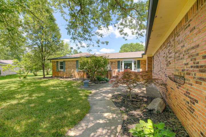 5* Cozy, Modern & Comfortable, Top Notch Kitchen - Zionsville, IN