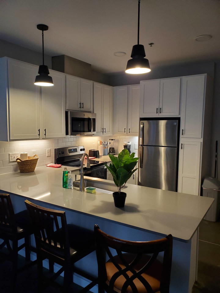 Cozy 1 Bedrm Apt Near Csu, Cwru, Cleve Clinic. - Cleveland, OH