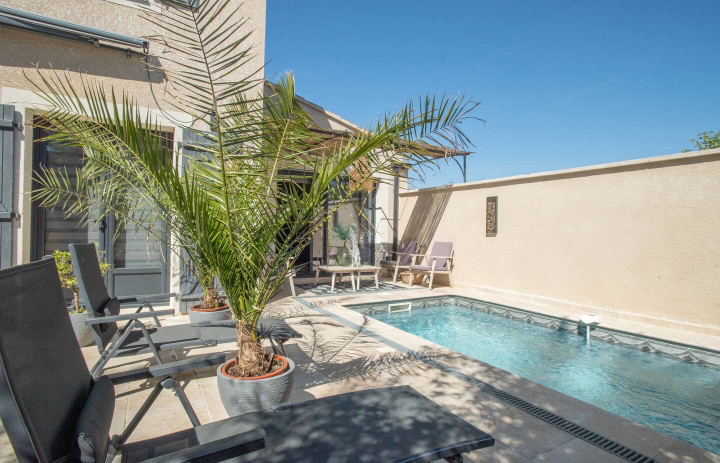 Maison Alba ÉLégante Maison Avec Piscine - L'Isle-sur-la-Sorgue
