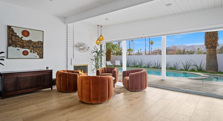 R&r At The Rox: Designer Mid Century/ Large Groups - Palm Springs, CA