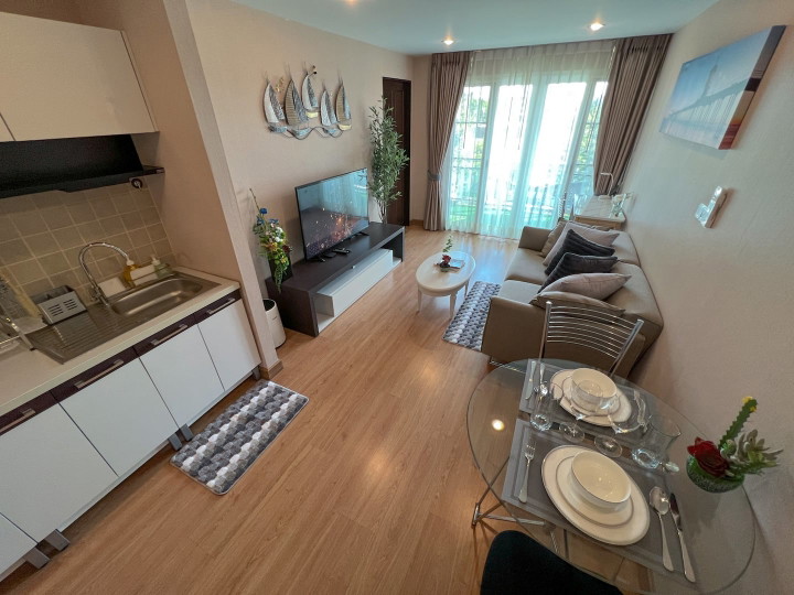 Bright Room @Nimman (High Floor, Wide Balcony) - 清邁
