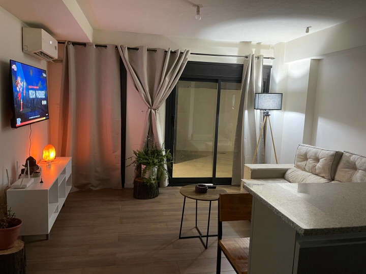 Hermoso Apartamento En Alquiler  Ideal Conmebol - Montevideo