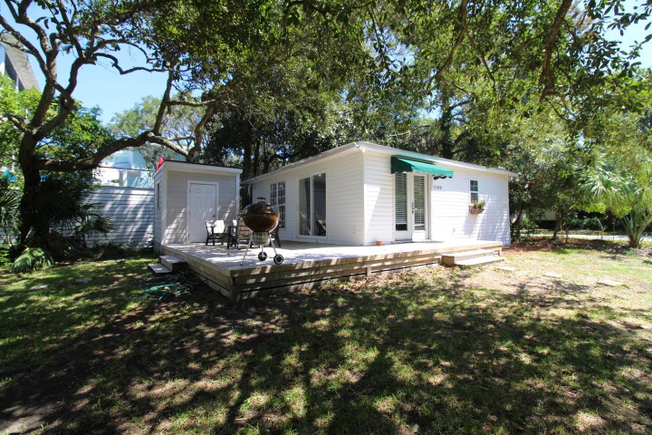 Adorable Petite Maison De Plage - The Wubie Shack - Folly Beach, SC