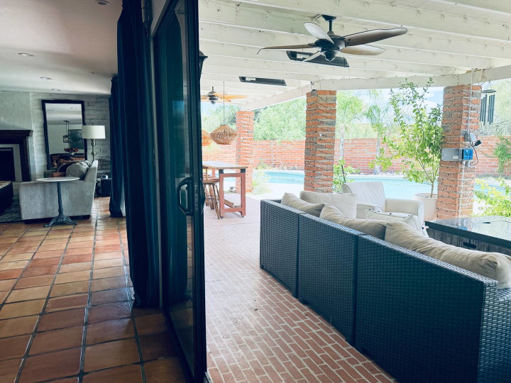 Indoor/outdoor Desert Retreat - Tucson