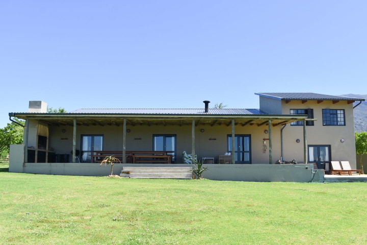 A Hidden Gem On The Banks Of The Theewaterskloof - Villiersdorp