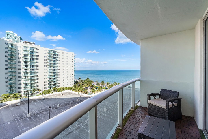 The Nest On Holly. Beach
Cln Fee Disc. 4 Shrt Stay - Hollywood, FL