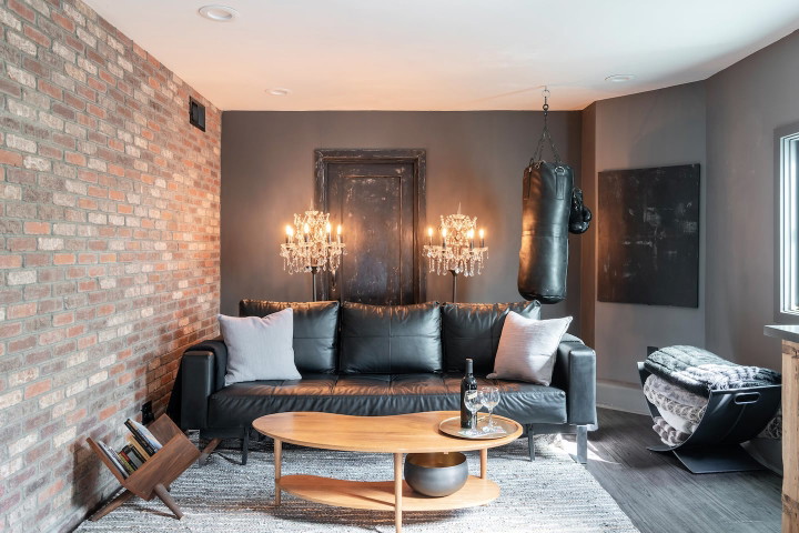 Stylish Apartment, Spectacular Outside Living Room - San Francisco, CA