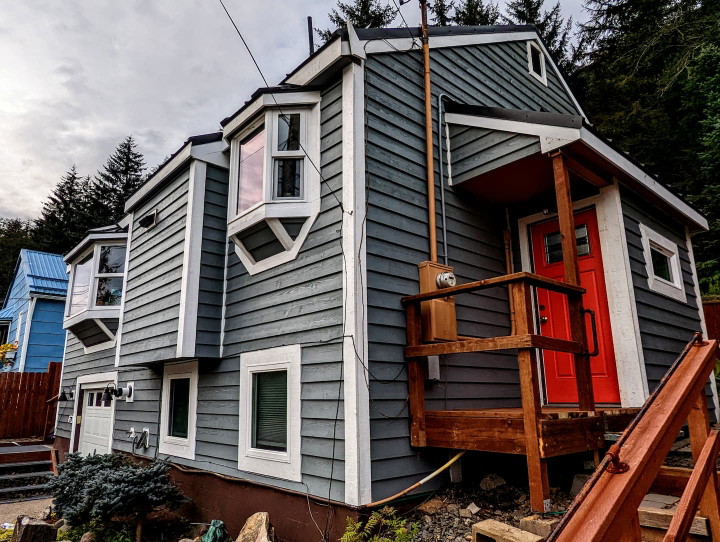 Quiet Getaway In The Highlands - Juneau, AK