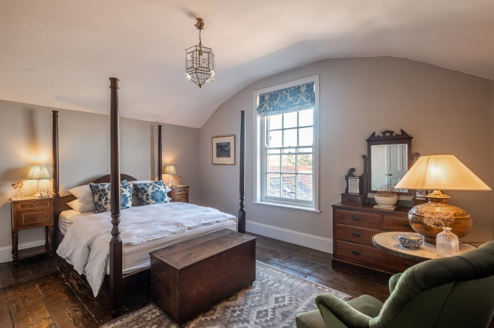Sarah's - A Townhouse Apartment In Georgian Holt - Holt