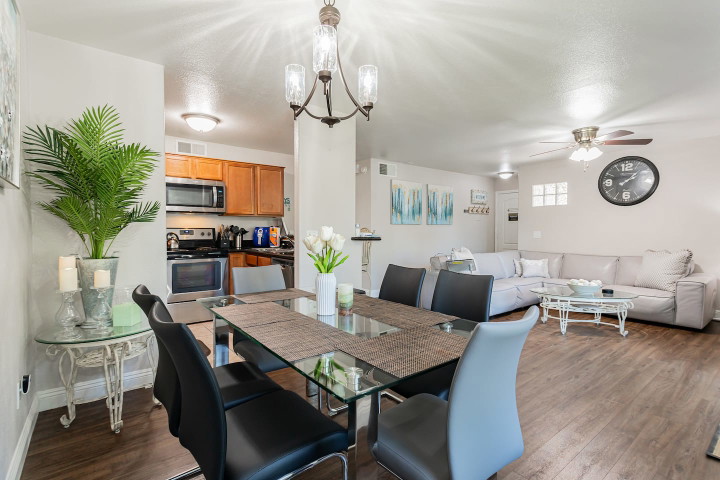 No Add-on Fees · Free Parking · 3br · Near Strip - Las Vegas