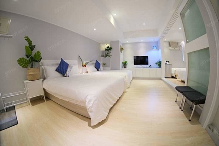 Ny-seven Ximending Business District 1-7 Person Group/taipei Station - Da’an District