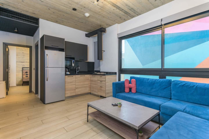 Amine 501, 1-br In Mar Mikhael - Lebanon