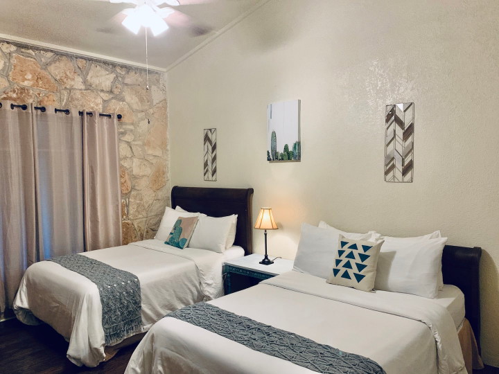 The Economy Room At Cypress Falls - Wimberley, TX