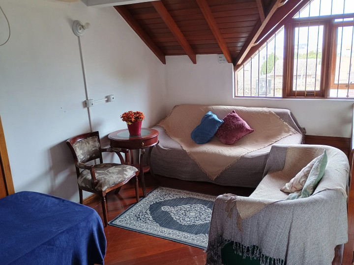 Apto Duplex 3dorm/casa Em Bairro Nobre/10hosp - Canoas