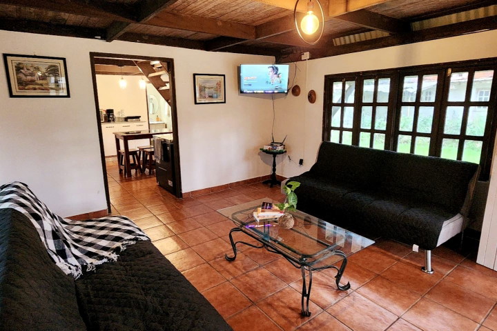 Cozy Mountain Cabin - Panama City