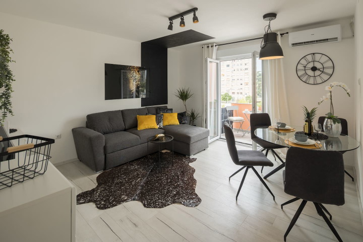 Luxury Black And White Apartment Pula - Pula