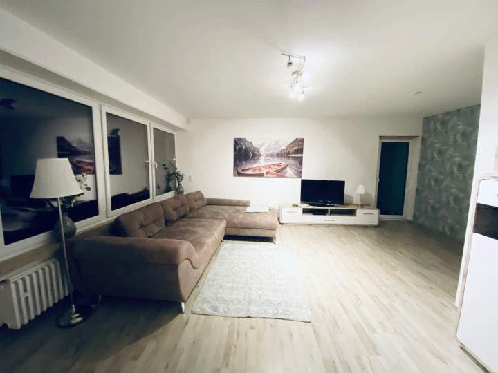 Große Erdgeschosswohnung Mit Terrasse (3 Schlafz.) - Trèves