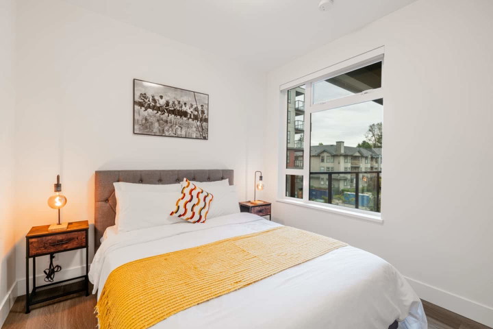 Cozy&modern New 1 Bedroom Condo - Surrey