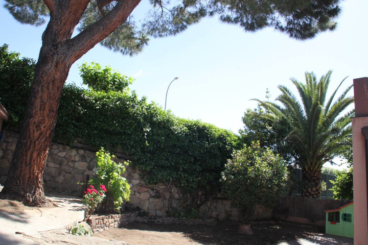 A Beautiful House With A Garden And A Lot Of Charm - Cebreros
