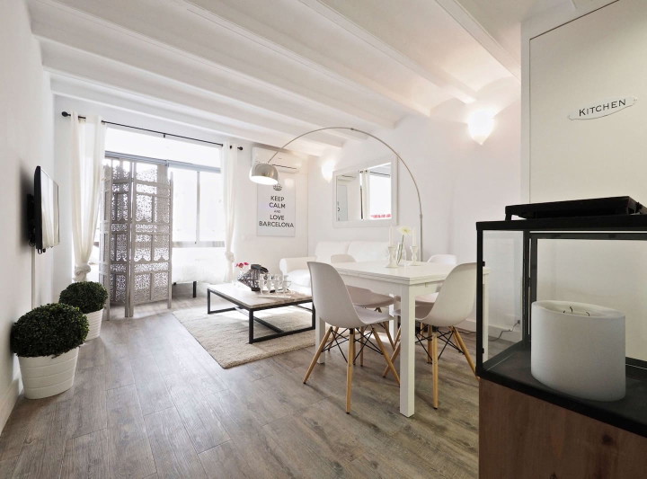 Stylish Stays In Sant Antoni District, Boutique... - Barcelona