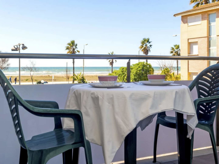 Mery Castelldefels Beach - Castelldefels