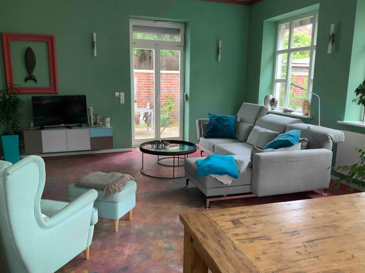 Spacious Living In The Old Town (With Parking) - Leer