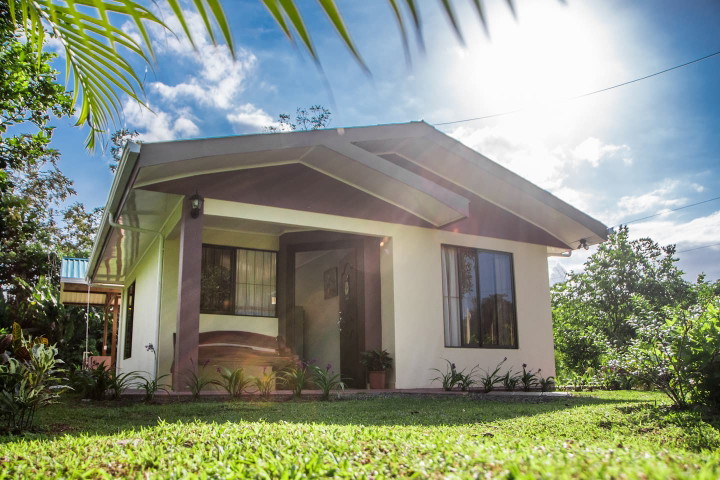 Fortuna Cozy House! Nature, Trails, A/c. - Costa Rica