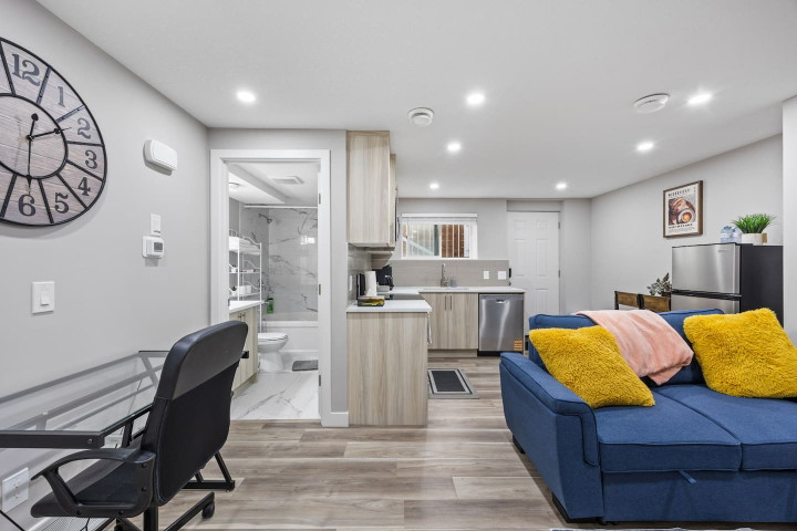 Cozy 1-bedroom Suite Near Downtown & Banff - Calgary