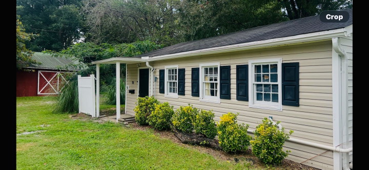 2 Bedroom Guest House (On Retired Horse Farm) - Greenville, NC