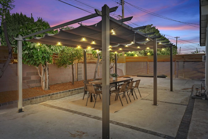 8min Disney! Hot Tub | Pool Table | Outdoor Dining - Stanton, CA