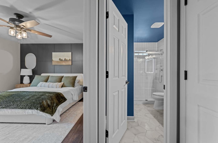 Modern & Tranquil Stay: Hot Tub & Espresso Machine - Illinois
