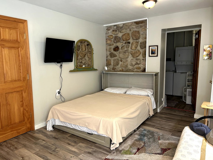 The Studio At Gallery339 - Hot Springs, NC