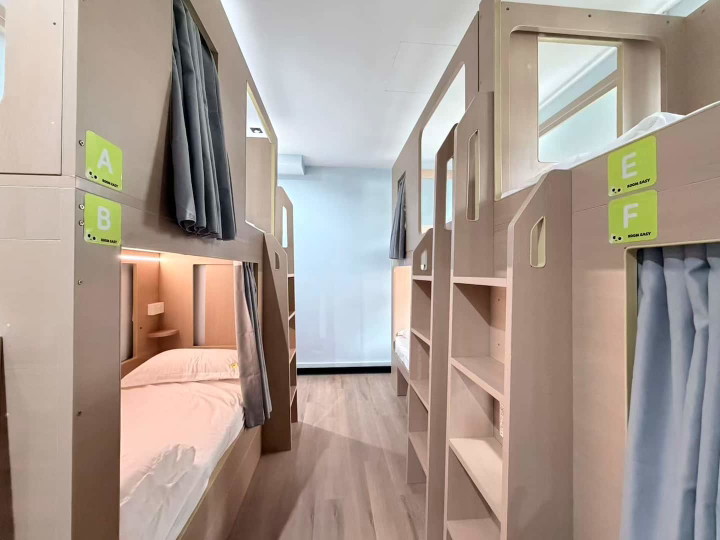 6pax Shared Bunk Bed Room With Private Bathroom - Singapore
