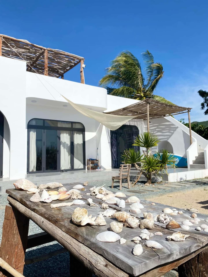 My Hoa Oceanfront Home - Vietnam