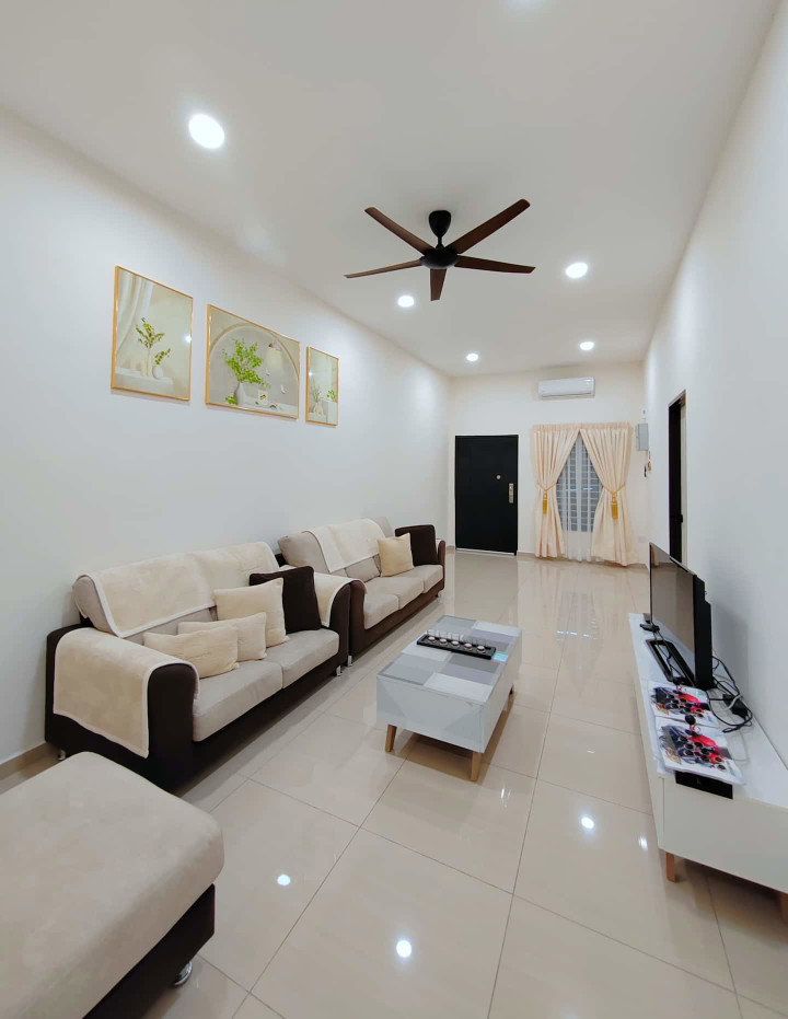 Green Homestay @Pinang - Kluang