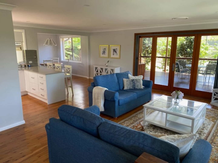'Menengai' - 2 Bedroom Garden Apartment - Sydney
