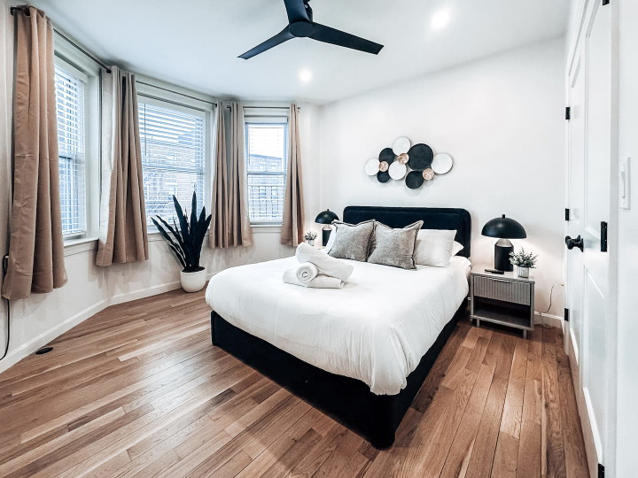 Two Bedroom Apartment Near Fenway Park! - Boston, MA