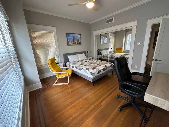 Elegant 1 Bed In Montrose-parma @ Italian Plaza - Houston, TX