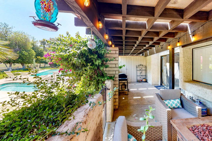 Beautiful 3br Mountainview | Balcony | Pool - Palm Springs, CA