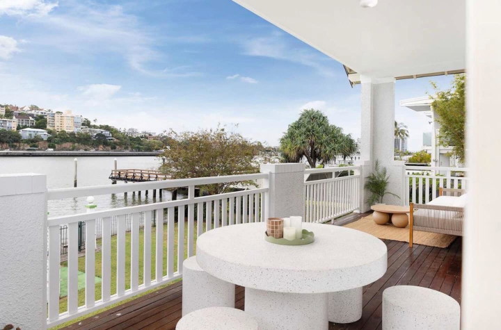 Absolute Waterfront Home, Bulimba | Private Access - Windsor, Australia