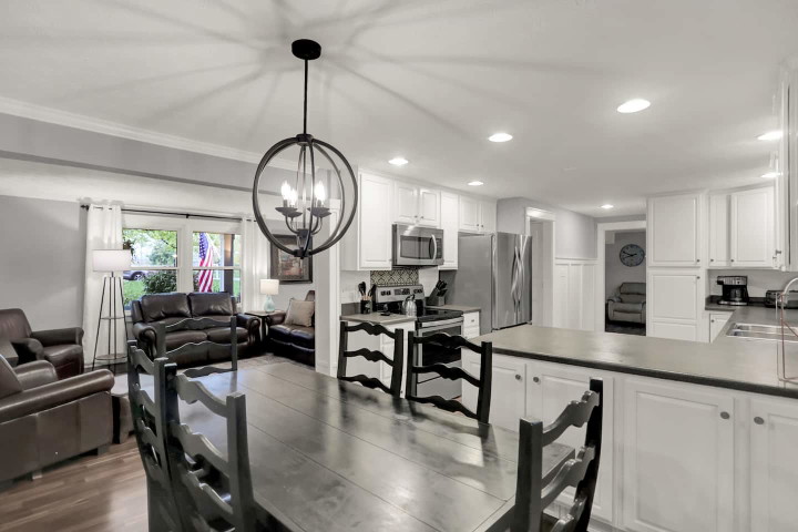 Private/spacious Home W/backyard Near Grand Park - Carmel, IN