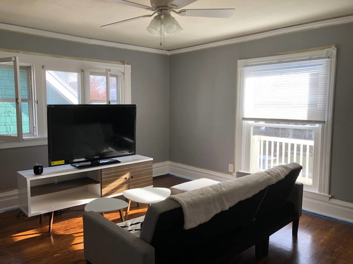 Entire Upstairs Apartment In Duplex - Grand Rapids, MI